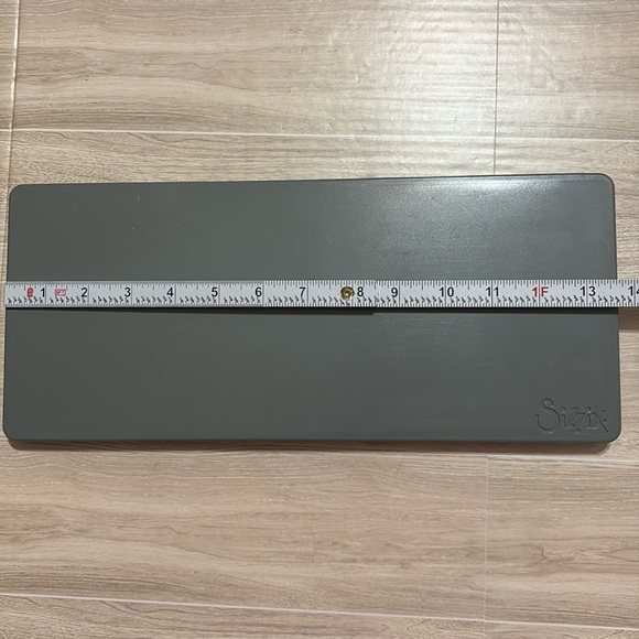 Sizzix | Office | Sizzix Bigzs Xl Curly Label Die | Poshmark